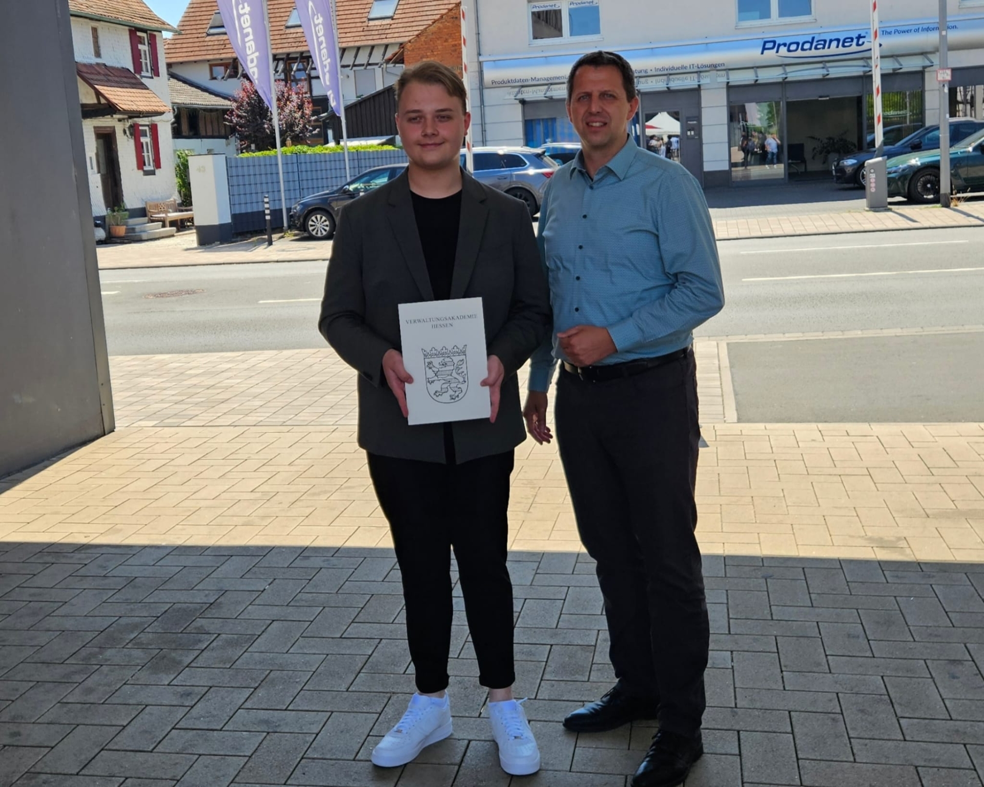 Erfolgreicher Ausbildungsabschluss in der Gemeindeverwaltung Altenstadt ...